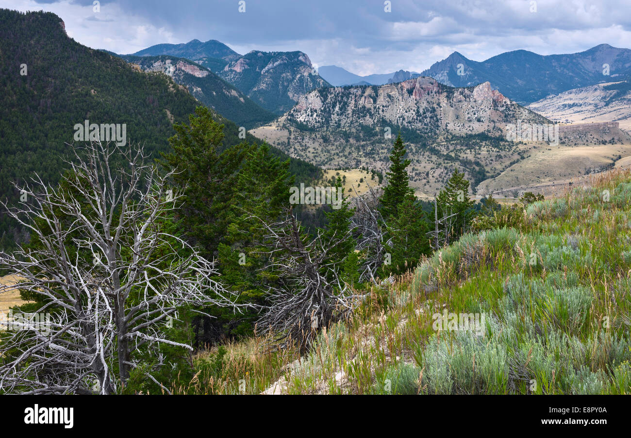 The Beartooth mountains as shot from the Bear Tooth Pass Mountain ...
