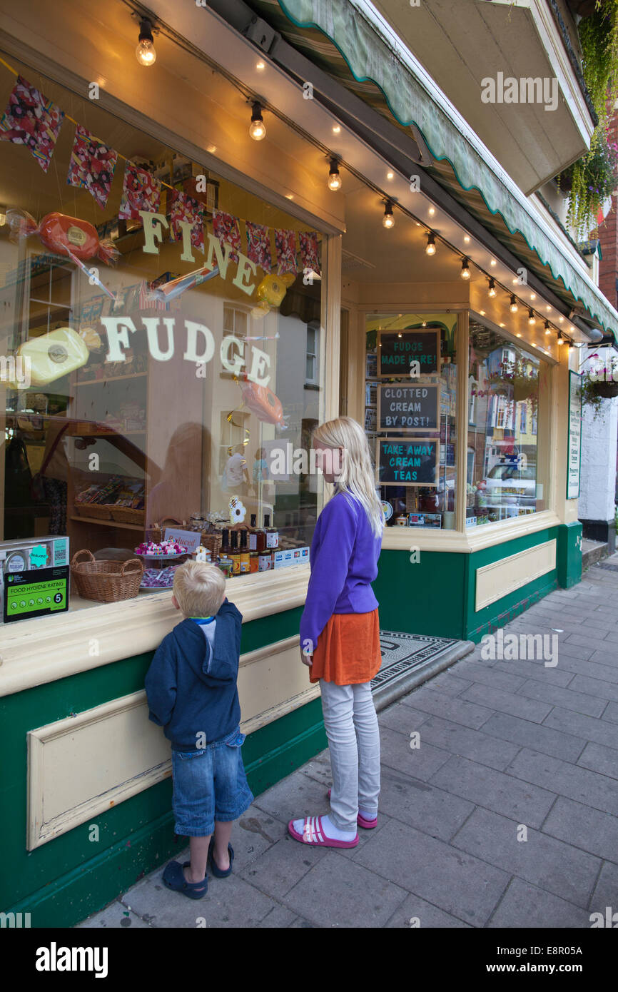Children looking in the window of 'The Good Intent' ice cream and sweet ...
