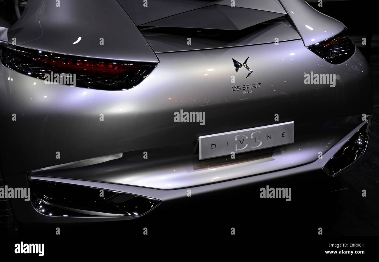 Citroen ds convertible hi-res stock photography and images - Alamy