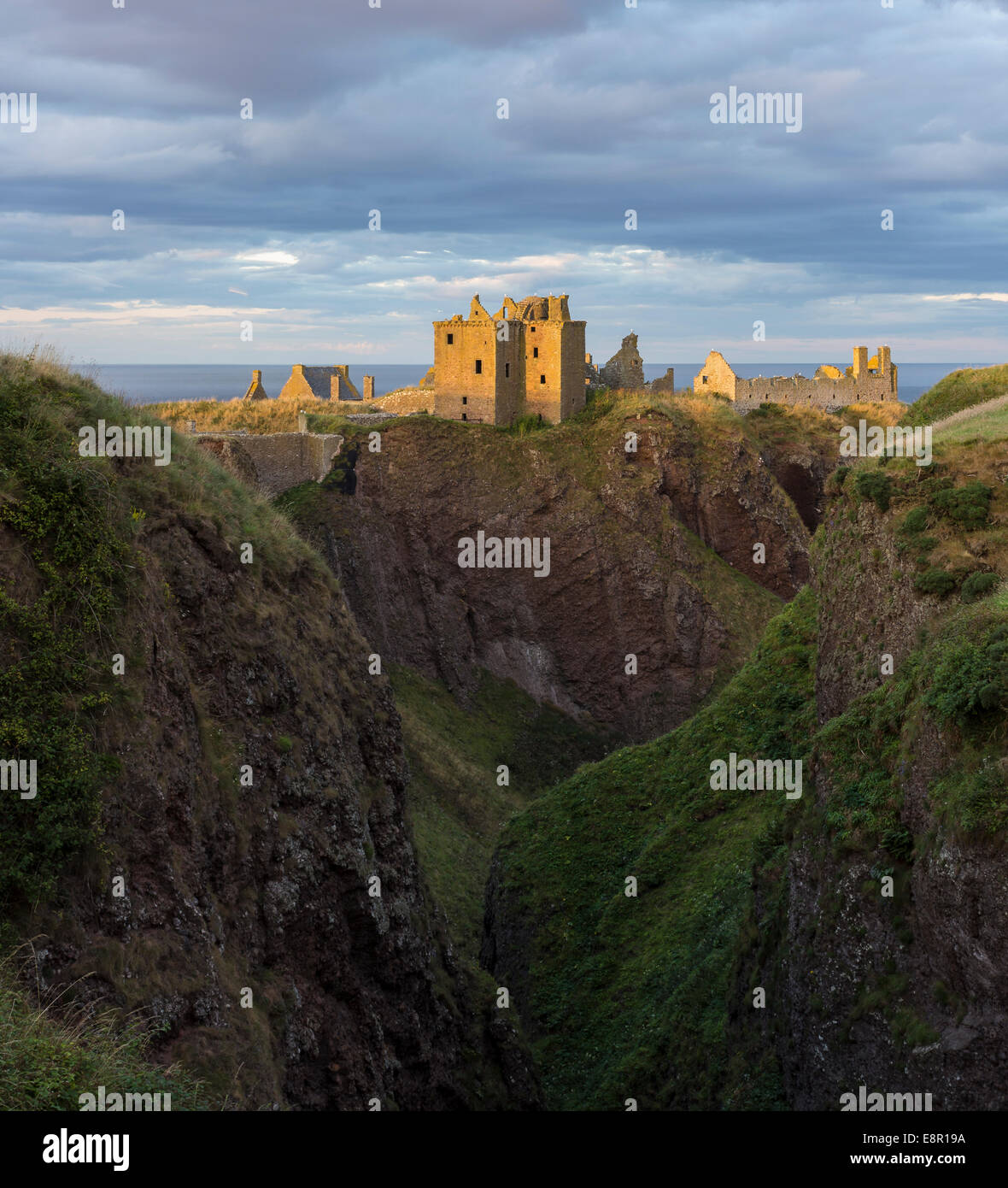 Dunottar Castle Sunset Stock Photo - Alamy