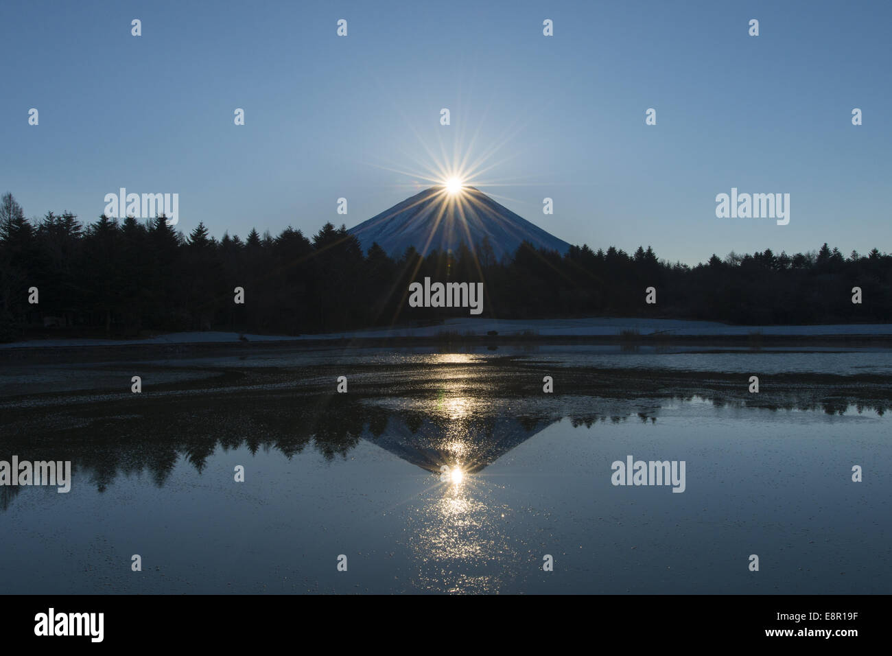 Sunrise behind Mount Fuji reflect lake, Japan Stock Photo - Alamy