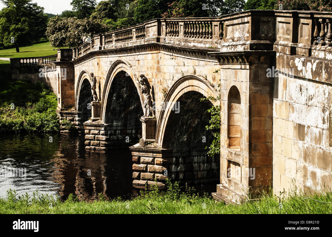 Side walk over the bridge hi-res stock photography and images - Alamy