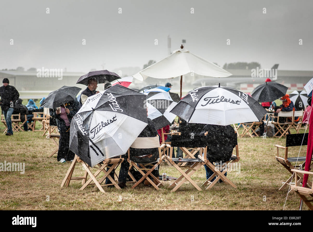 Wet summer day uk hi-res stock photography and images - Alamy
