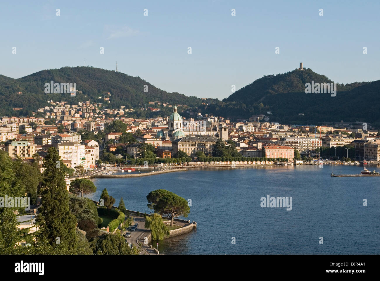 Como city hi-res stock photography and images - Alamy