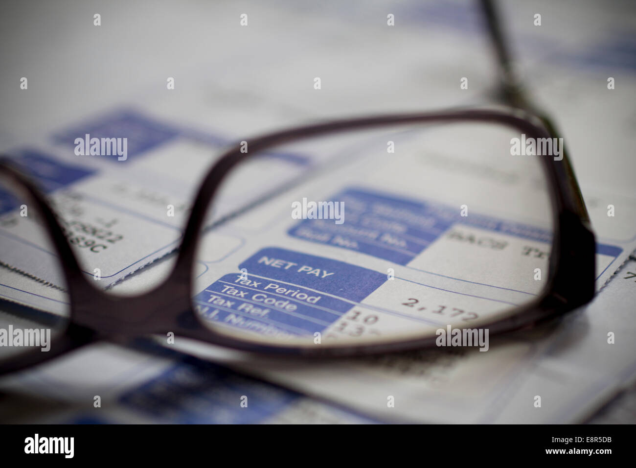 Pay packet hi-res stock photography and images - Alamy