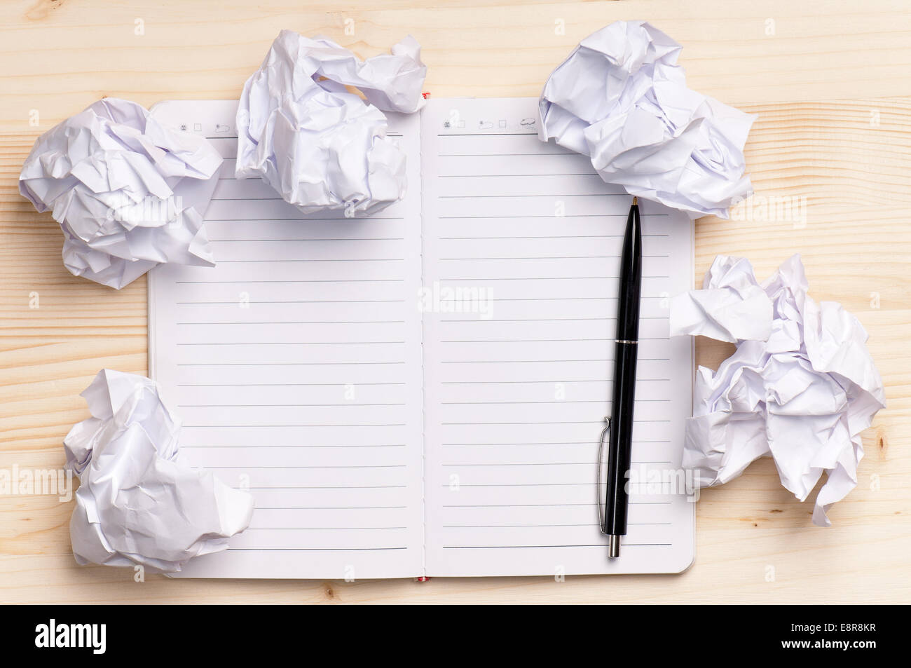 Office table with blank notepad hi-res stock photography and images - Alamy