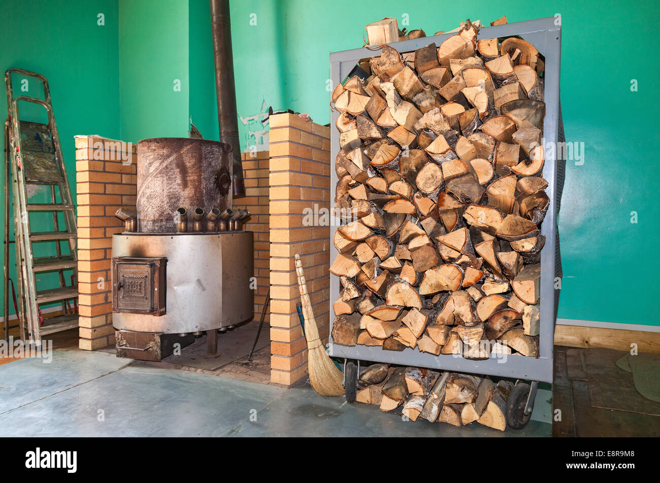Vintage heating furnace hi-res stock photography and images - Alamy