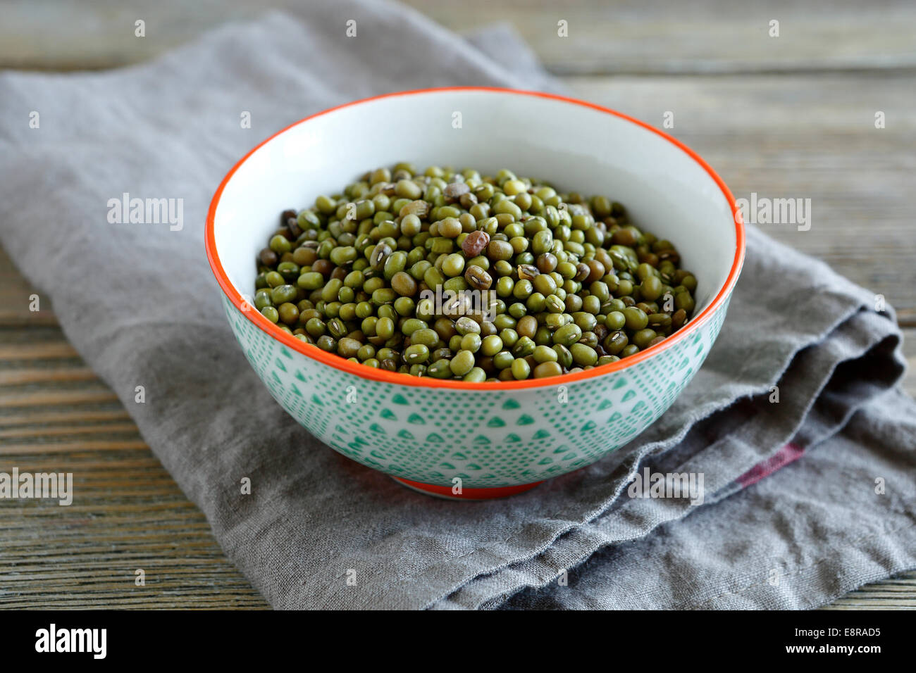 Mung Bean in a patterned bowl, food ingrediend Stock Photo - Alamy