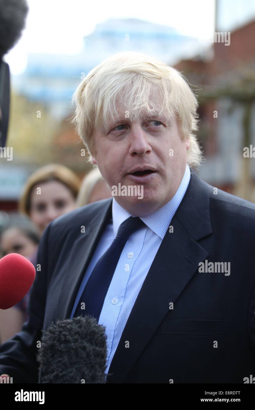 Boris Johnson leaving his promotion of traceable fluids in Harrow to ...