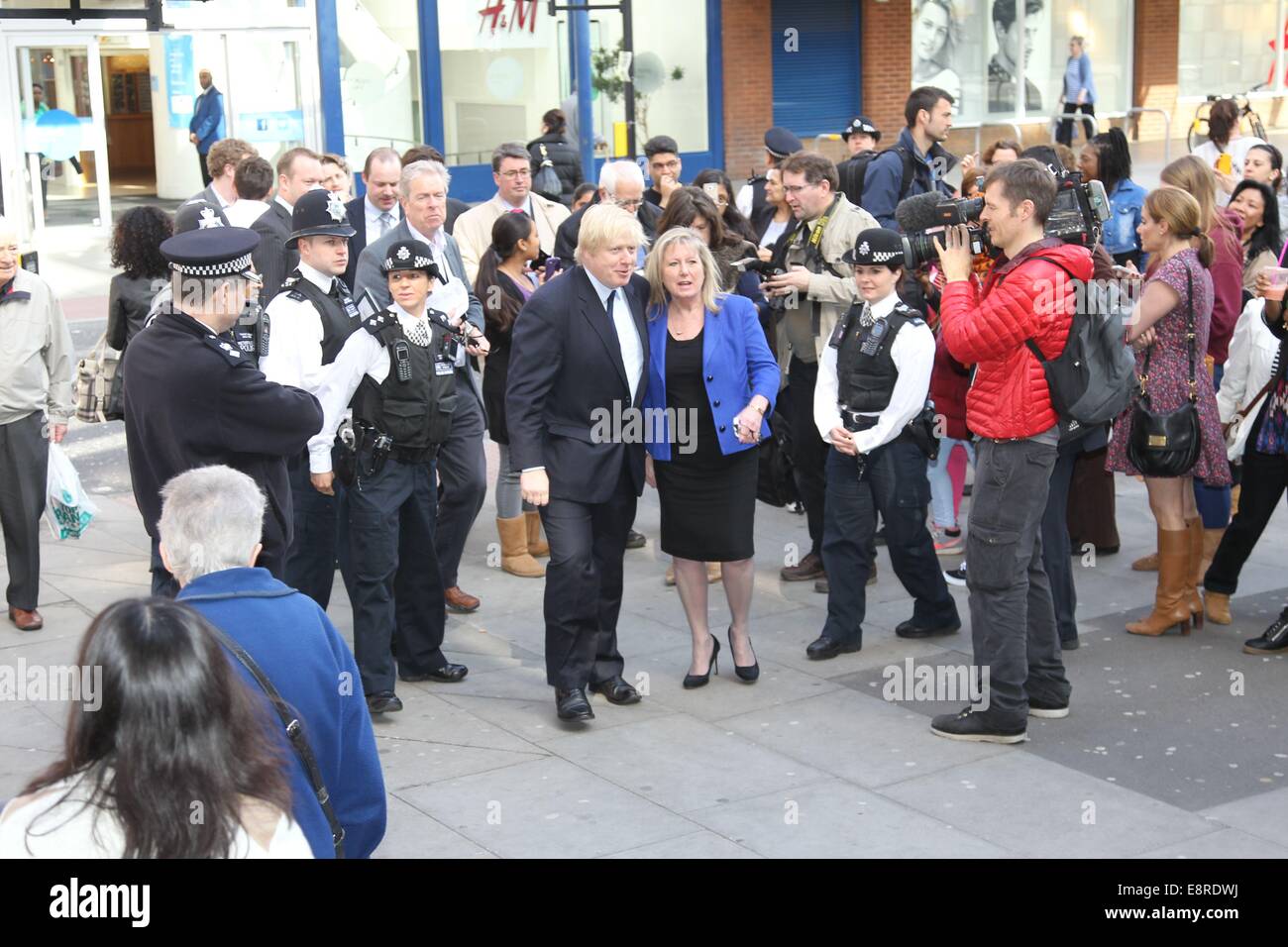 Boris Johnson leaving his promotion of traceable fluids in Harrow to ...