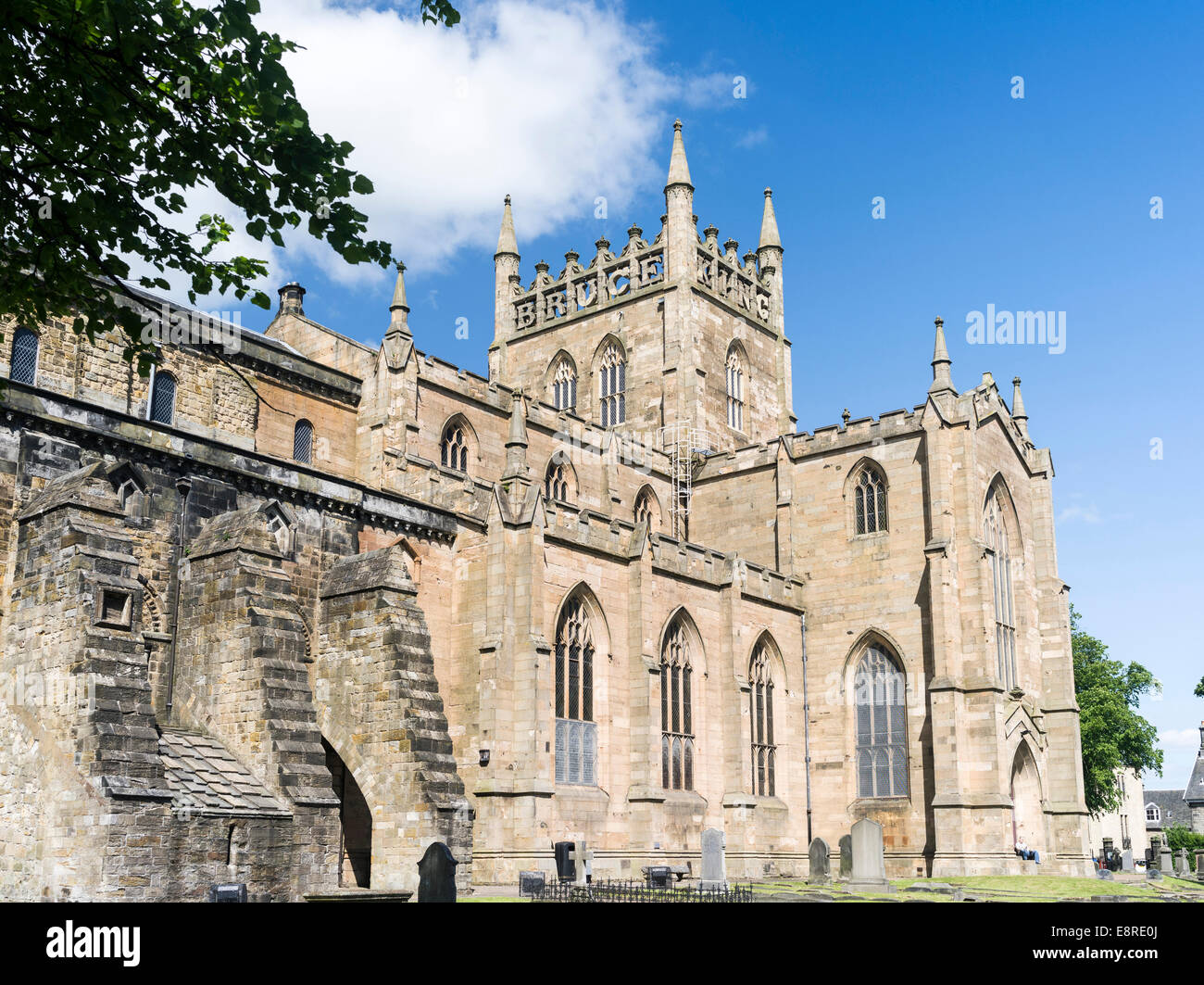Dunfermline scotland hi-res stock photography and images - Alamy
