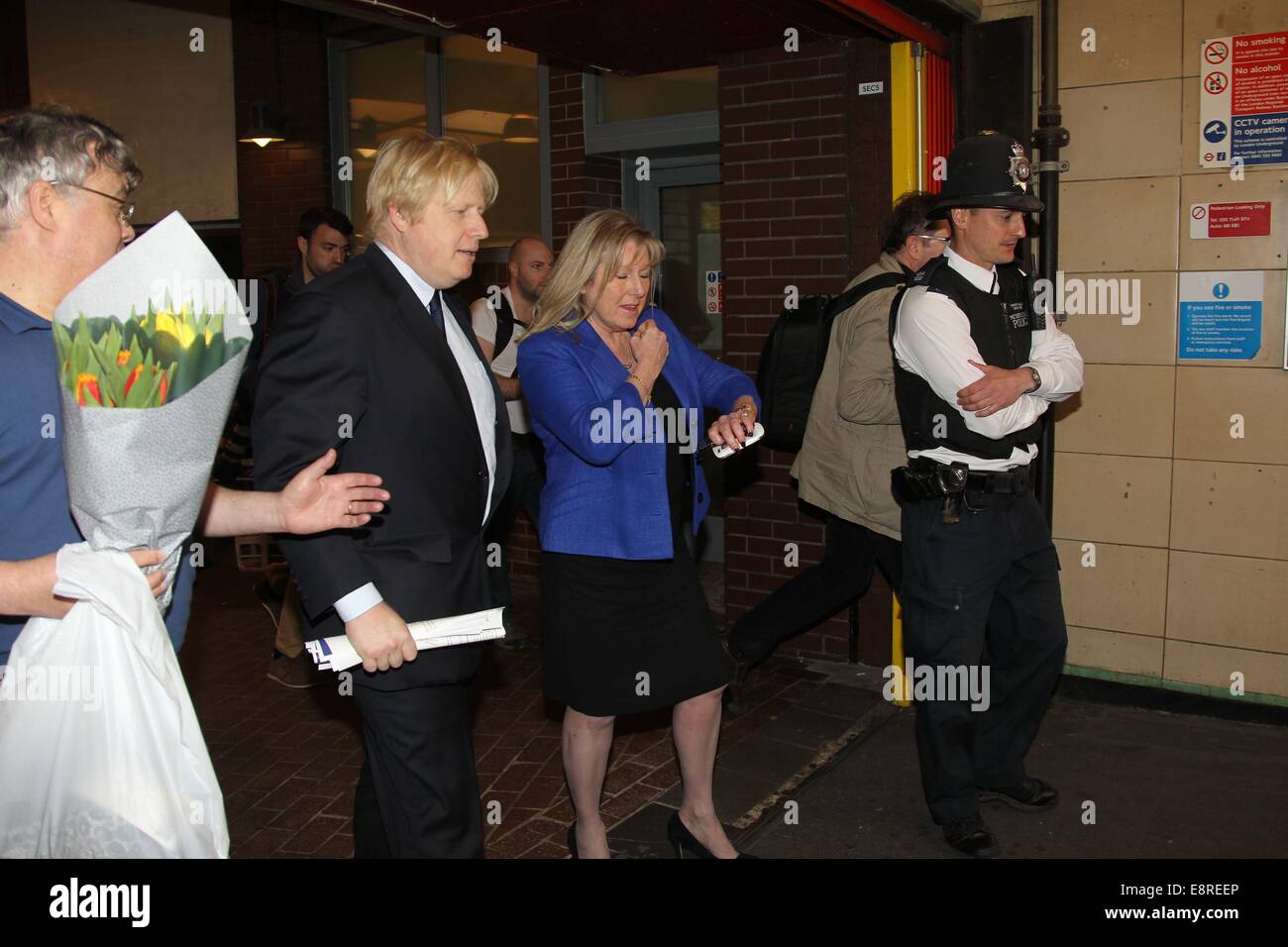 Boris Johnson leaving his promotion of traceable fluids in Harrow to ...