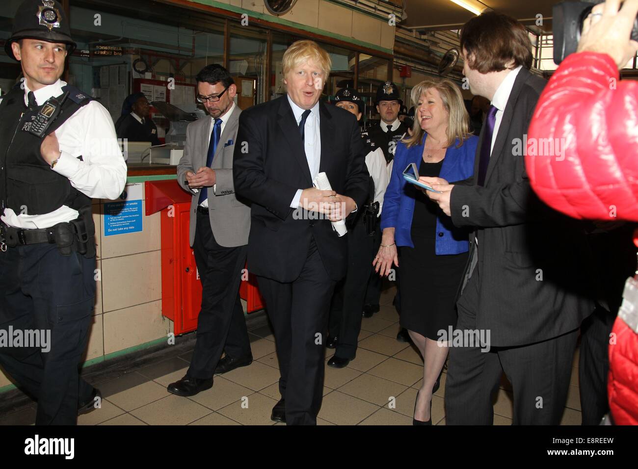 Boris Johnson leaving his promotion of traceable fluids in Harrow to ...