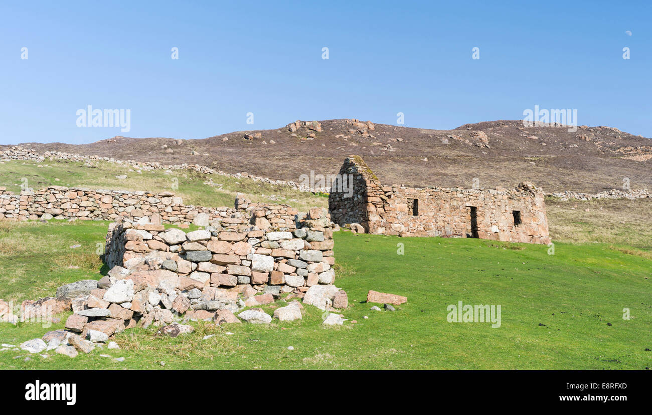 Muckle Roe, a small island of the Shetland Islands, derelict Sanhill ...
