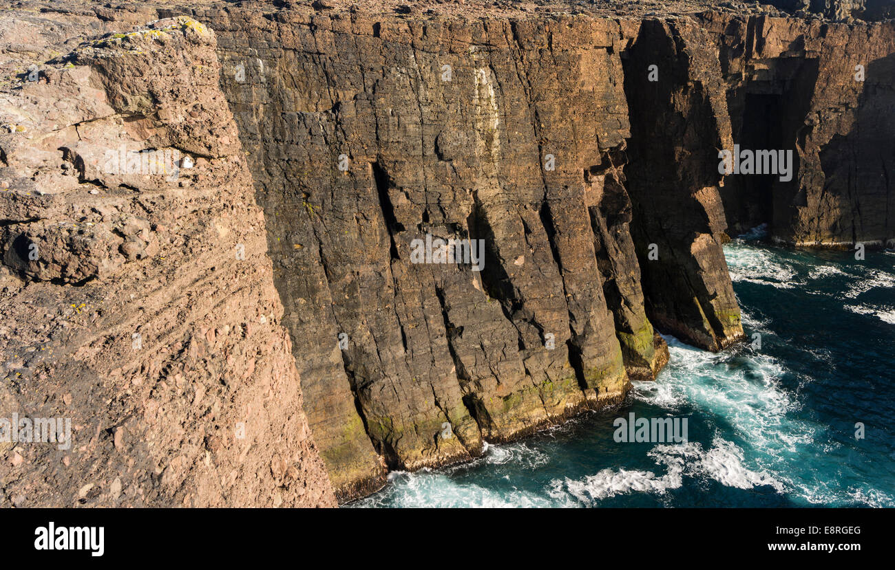 Landscape on the Eshaness peninsula, Shetland islands, Scotland. (Large ...