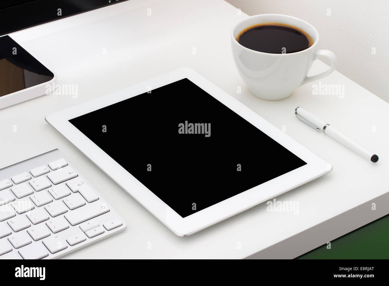 Pc keyboard mouse pen hi-res stock photography and images - Alamy