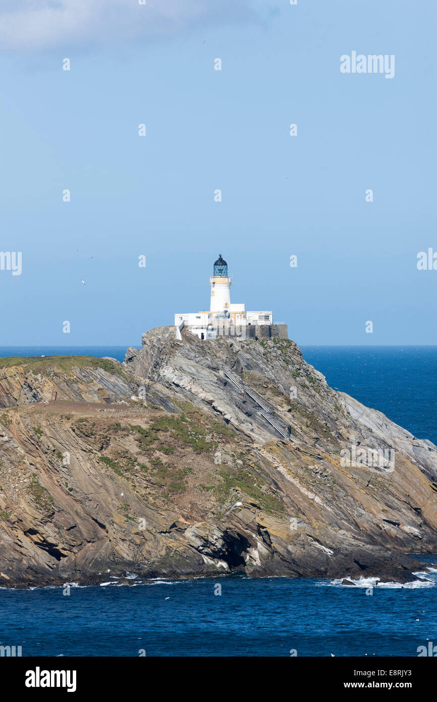Muckle flugga unst lighthouse hi-res stock photography and images - Alamy