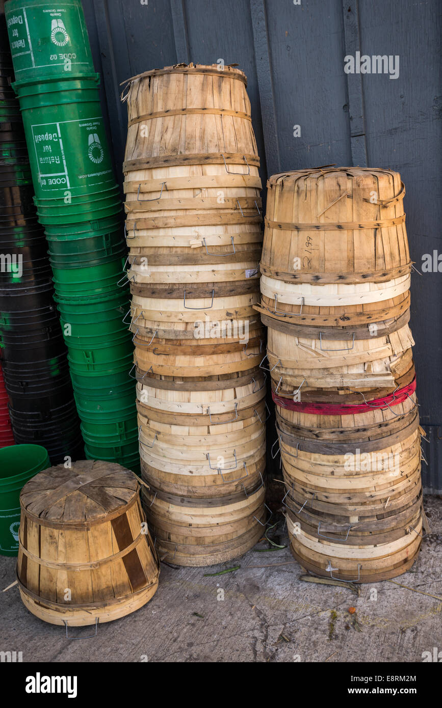 Plastic Pail High Resolution Stock Photography and Images - Alamy