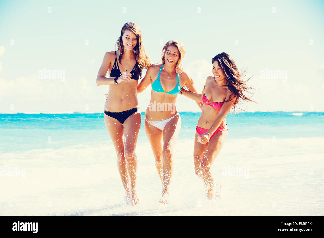 Teen girls bikini hi-res stock photography and images - Alamy