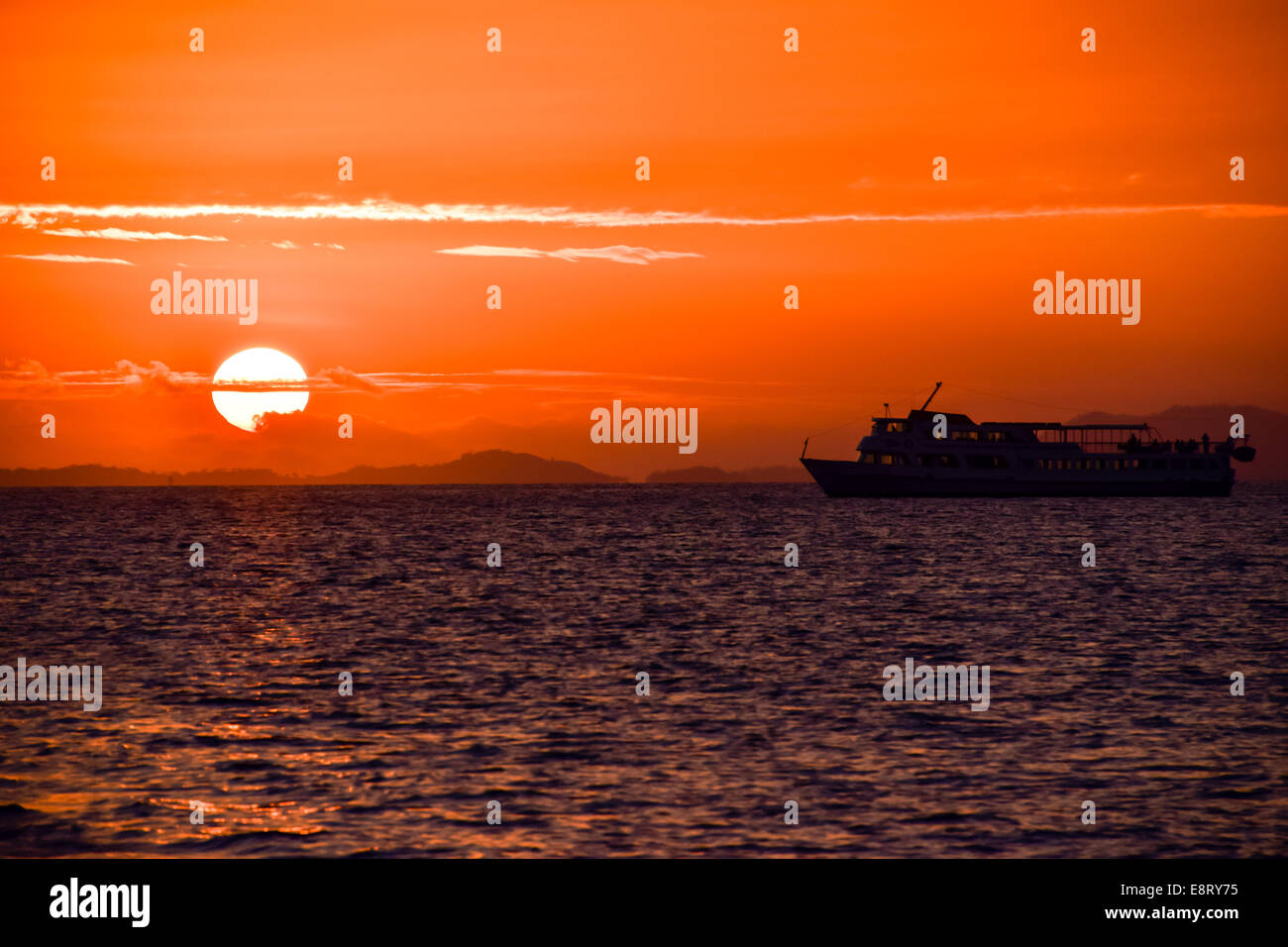 Beautiful Fiji Landscape Red Summer Sun Sunset Vacations Water ...