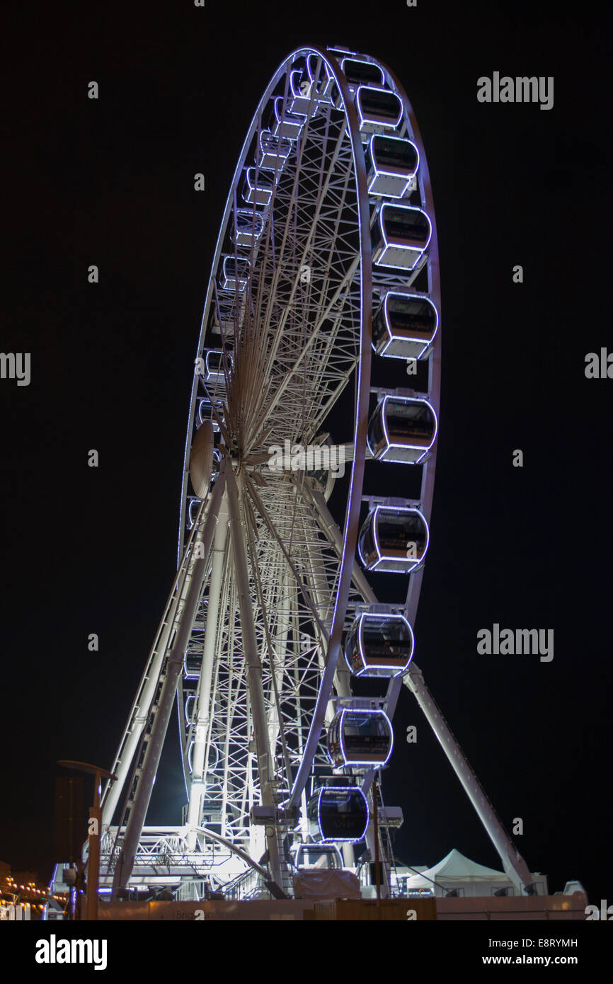 The Brighton wheel tourist attraction at night Stock Photo - Alamy