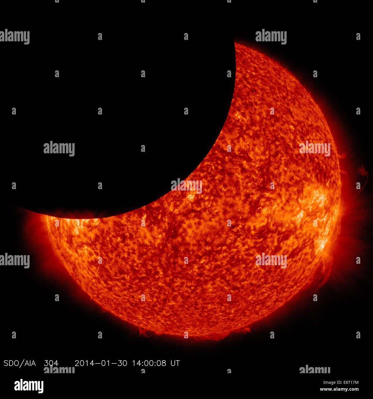 Moon passing between earth and sun hi-res stock photography and images ...