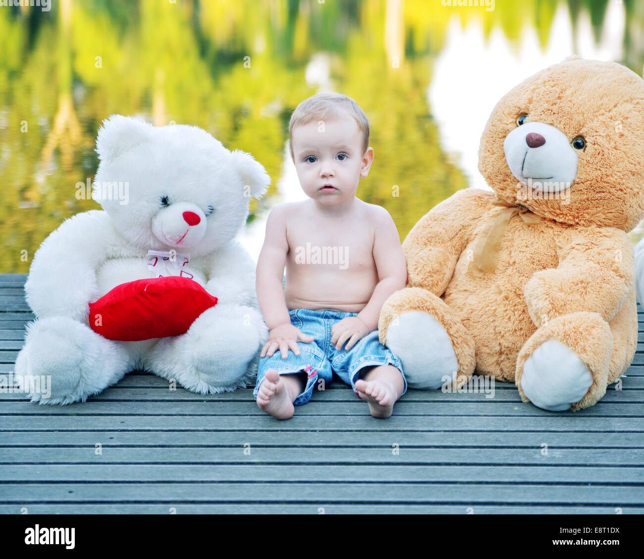 Two toys teddy bear hi-res stock photography and images - Alamy