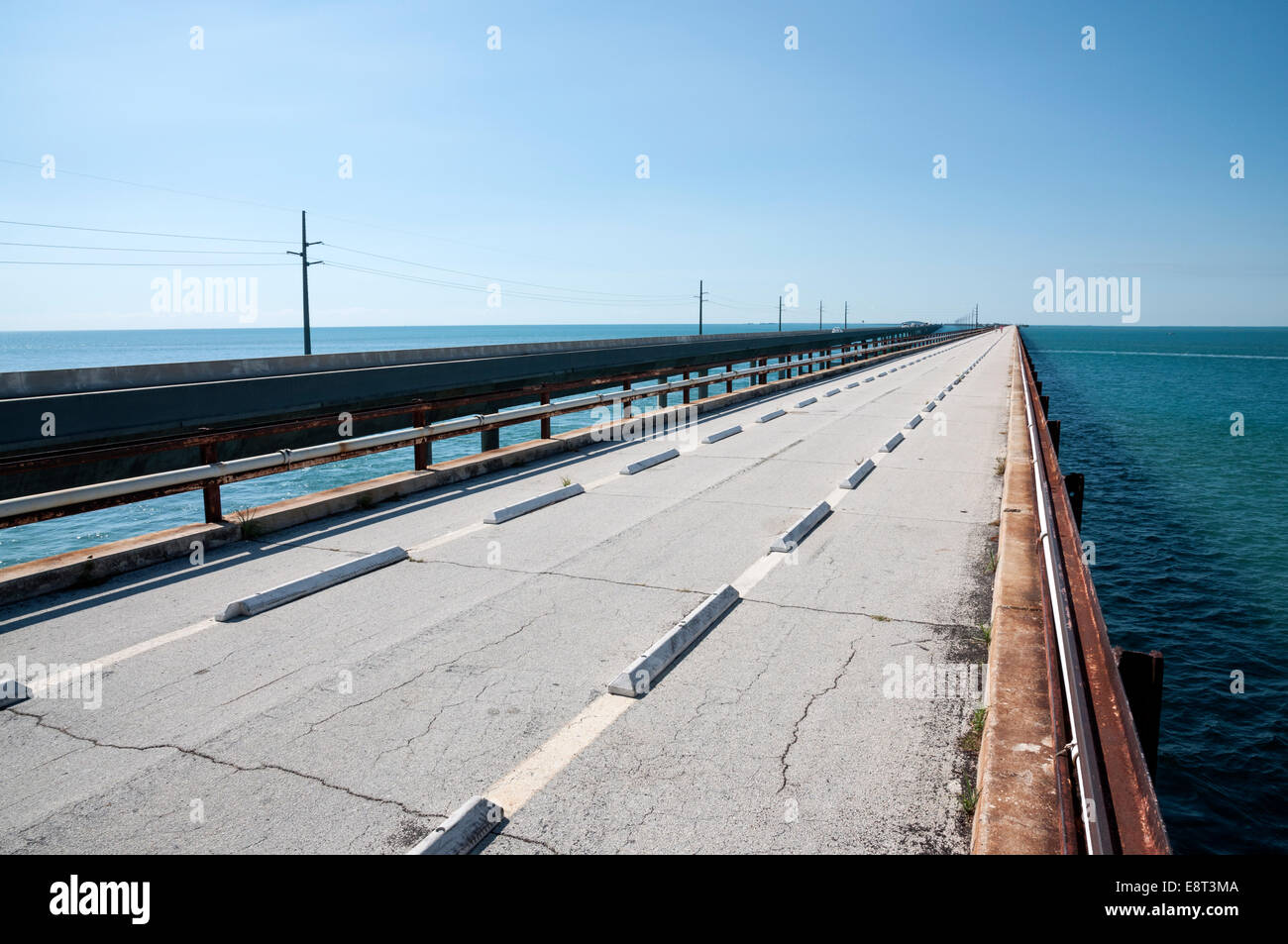 Old seven mile bridge in Florida Keys Stock Photo - Alamy