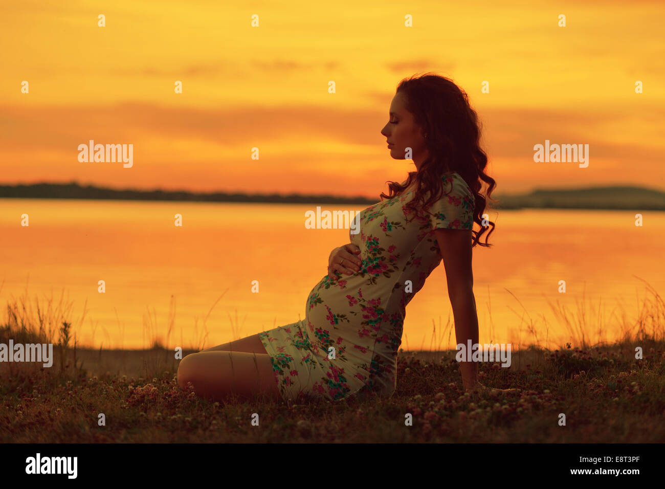 Relaxed lady hi-res stock photography and images - Alamy