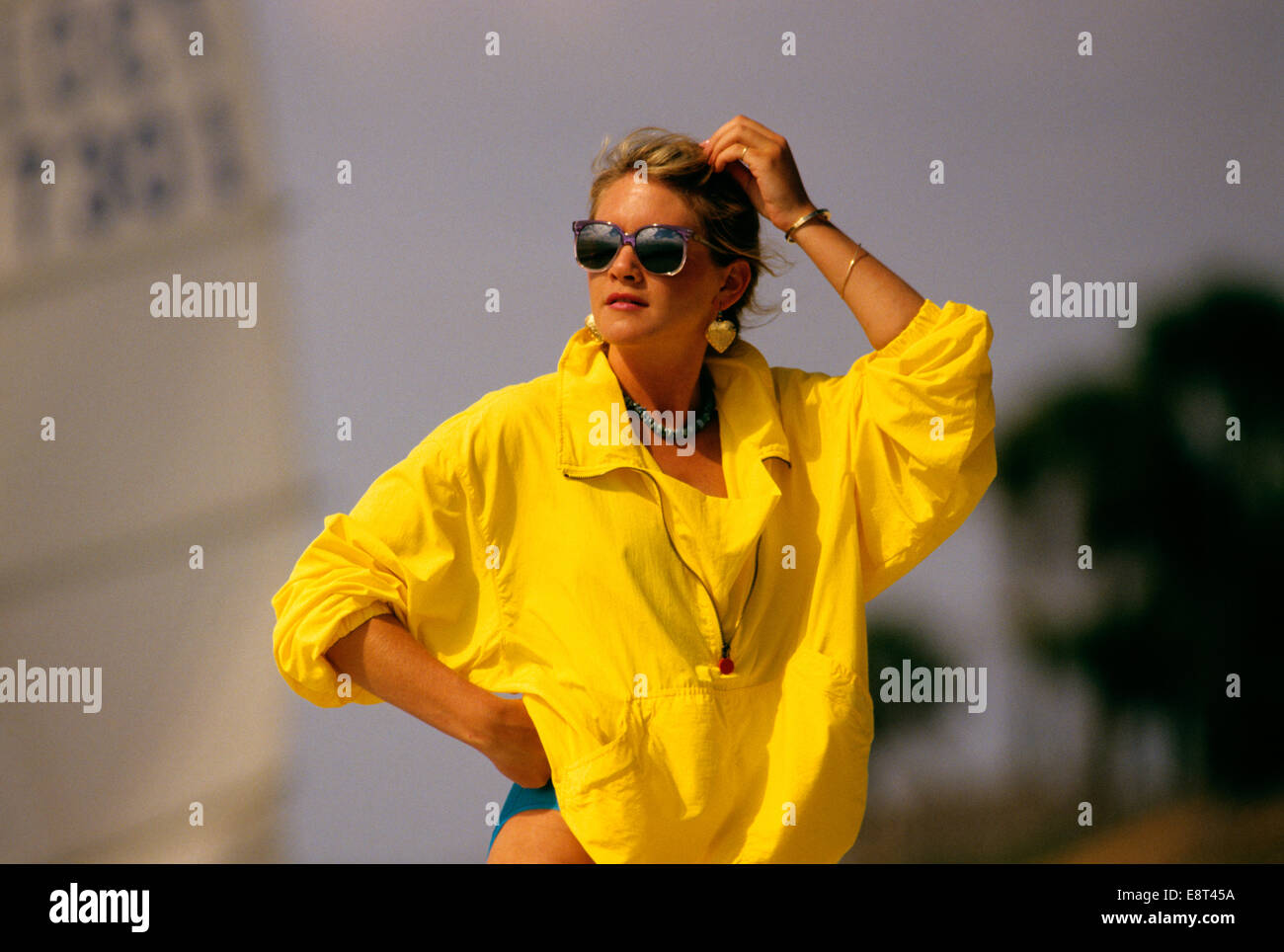 Beach vacation 1980s hi-res stock photography and images - Alamy