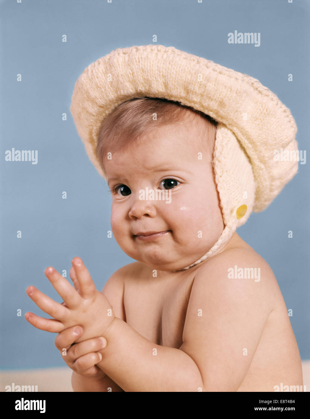 Baby portrait 1970s hi-res stock photography and images - Alamy