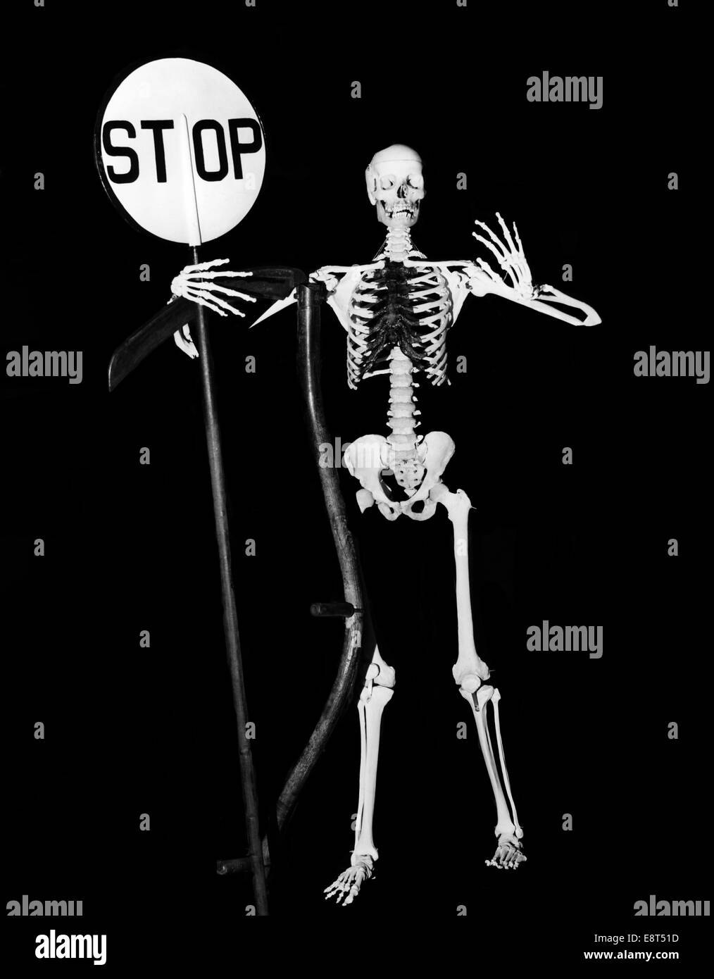 Black robe hi-res stock photography and images - Alamy