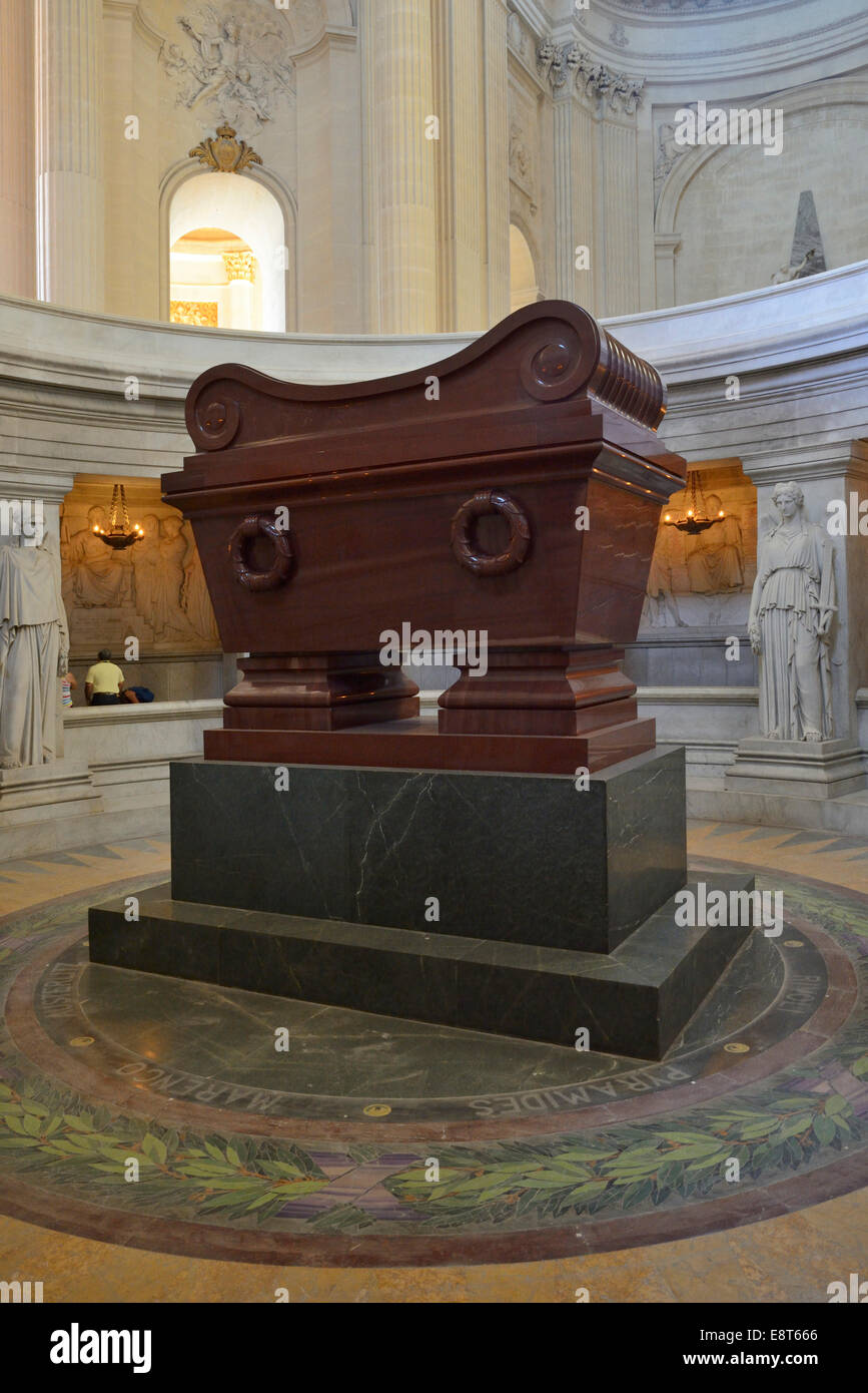 Napoleon coffin paris hi-res stock photography and images - Alamy
