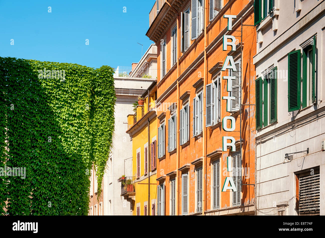 Trattoria rome hi-res stock photography and images - Alamy