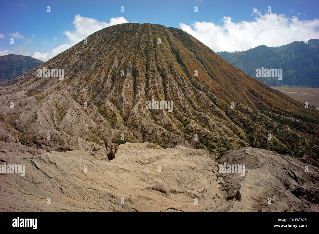 Semeru hi-res stock photography and images - Alamy