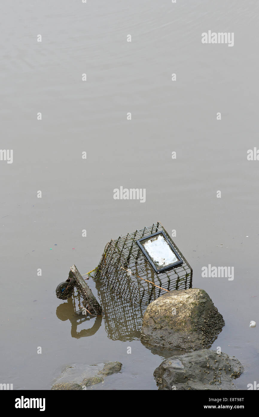 Los angeles water pollution hi-res stock photography and images - Alamy