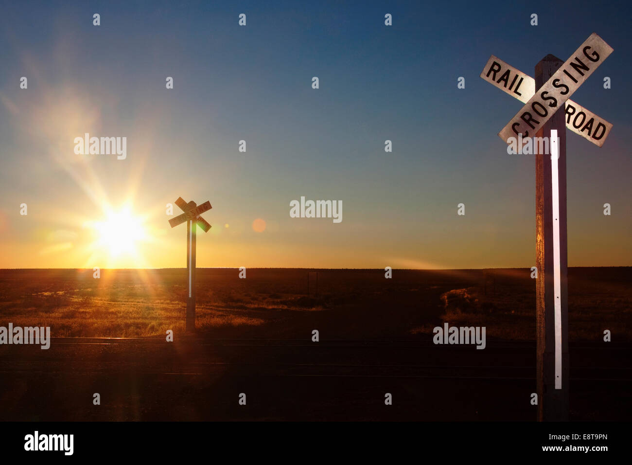 Railroad crossing sign hi-res stock photography and images - Alamy