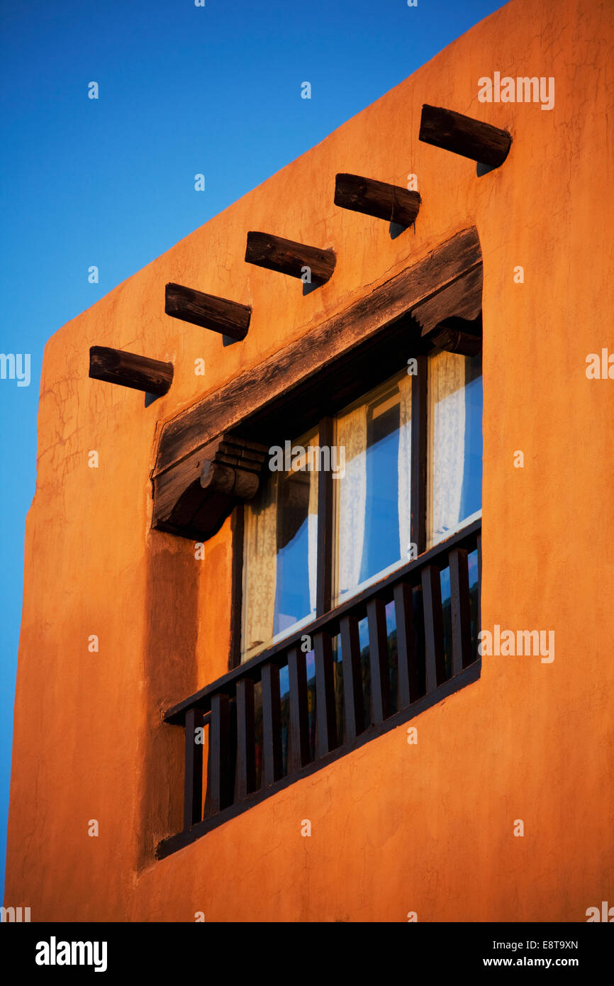 Adobe house hi-res stock photography and images - Alamy