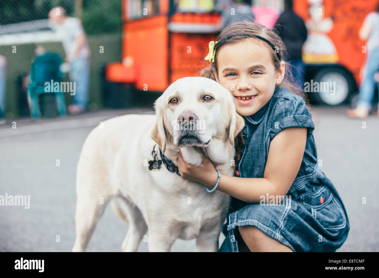 African animals hugging hi-res stock photography and images - Alamy