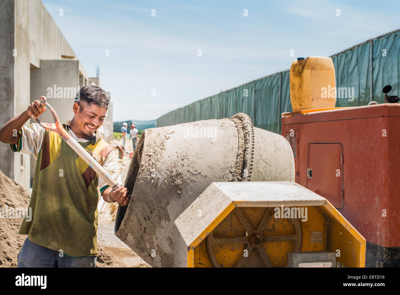 Hispanic construction worker at construction site Stock Photo - Alamy