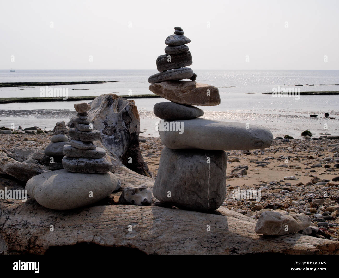 Pebble pebbles sculpture hi-res stock photography and images - Alamy