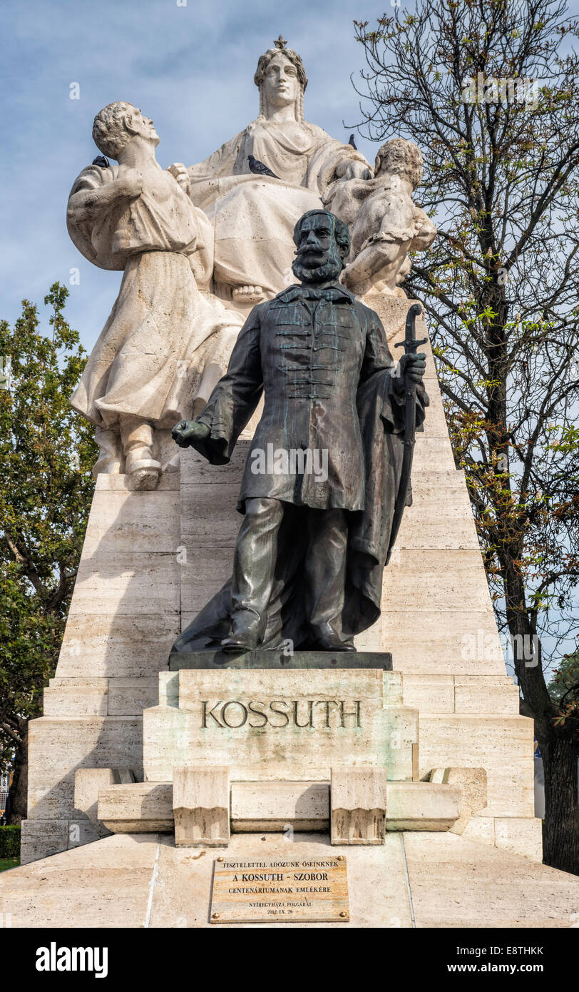 Statue of Lajos Kossuth in Nyiregyhaza, Northern Great Hungarian Plain ...