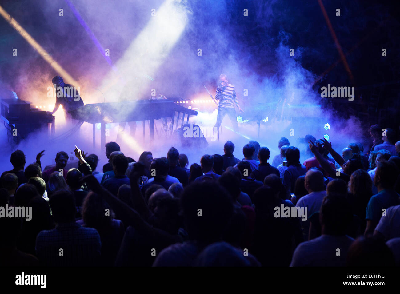 Underworld play their album - DUBNOBASEWITHMYHEADMAN at the Royal ...