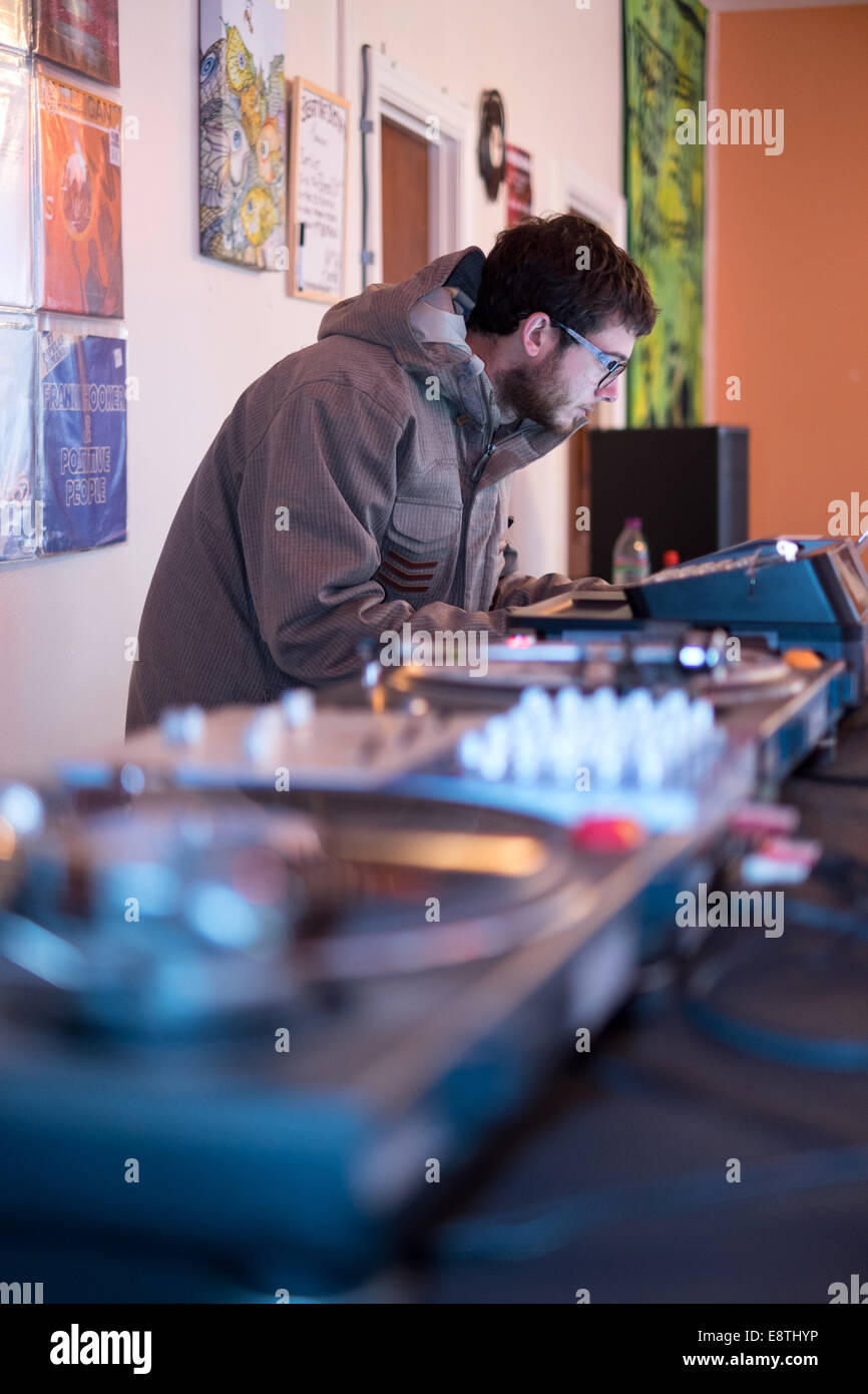 Plates Records ,Nottingham .Vinyl Store Stock Photo - Alamy