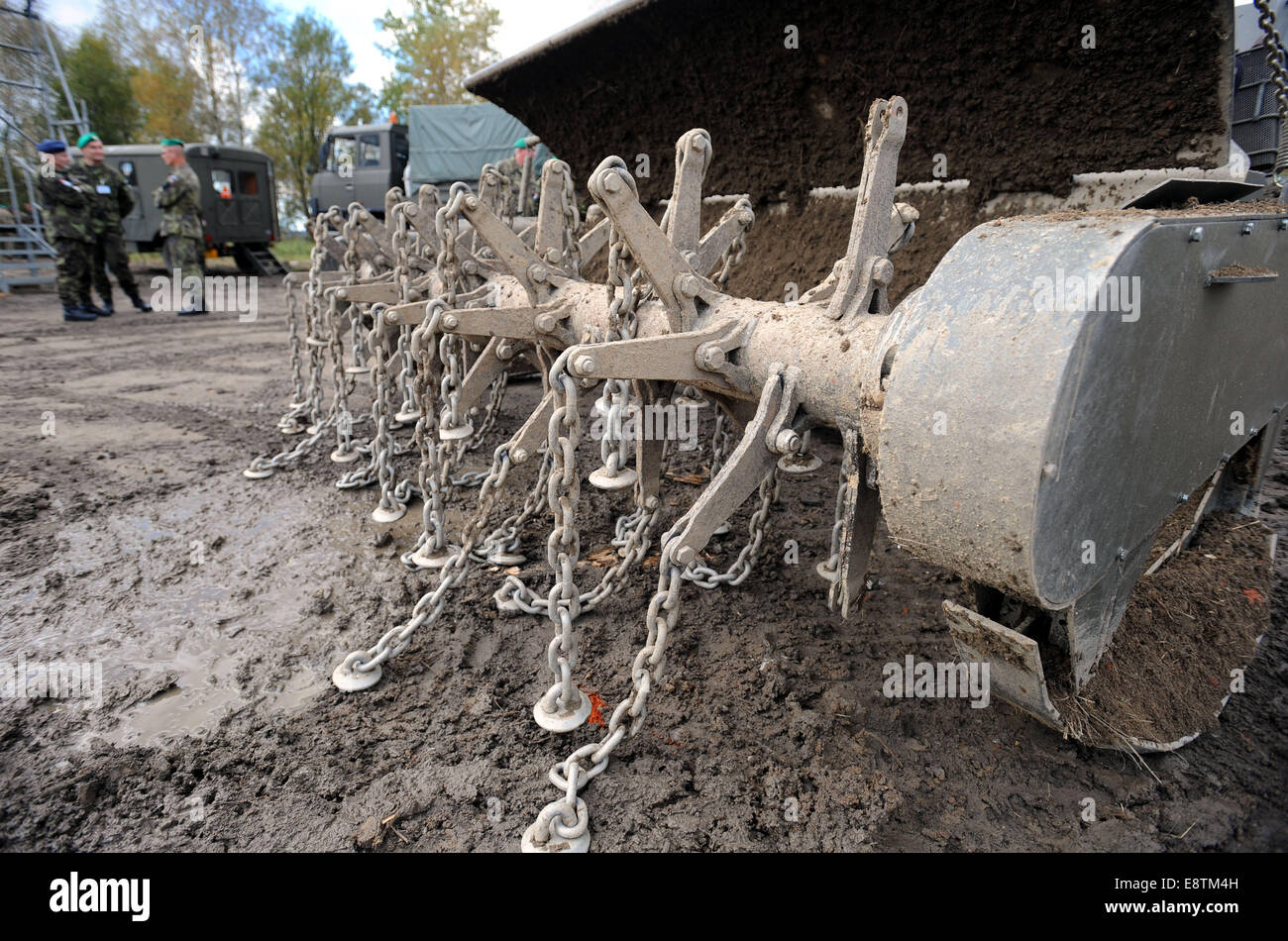 Osce hi-res stock photography and images - Alamy