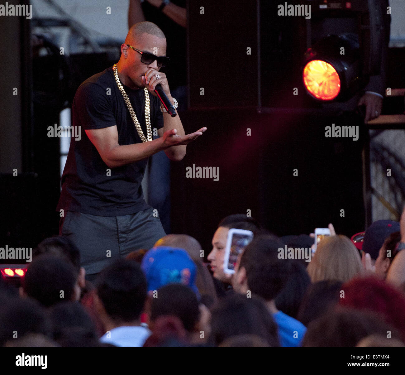 Hollywood, California, USA. 13th Oct, 2014. T.I. played on stage in a ...
