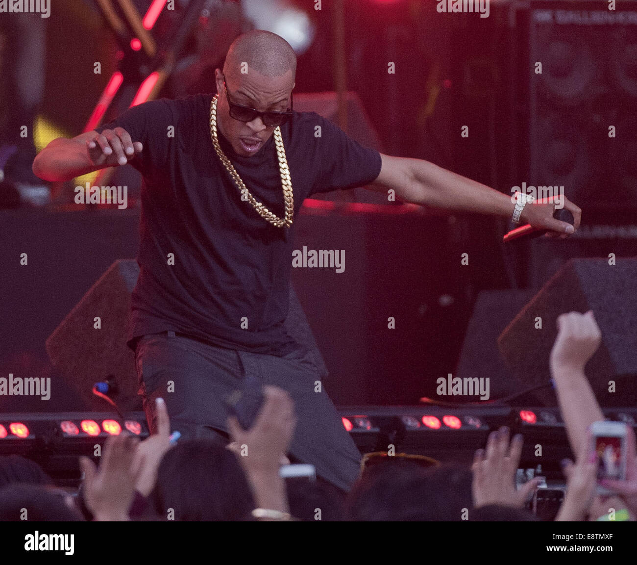 Hollywood, California, USA. 13th Oct, 2014. T.I. played on stage in a ...