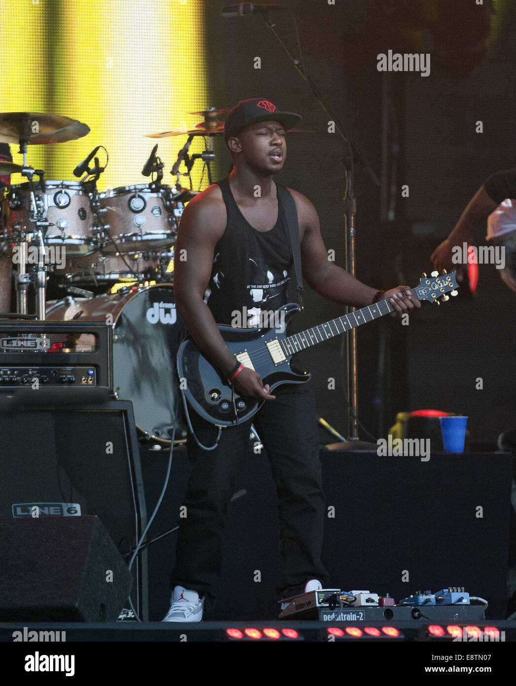 Hollywood, California, USA. 13th Oct, 2014. T.I. played on stage in a ...