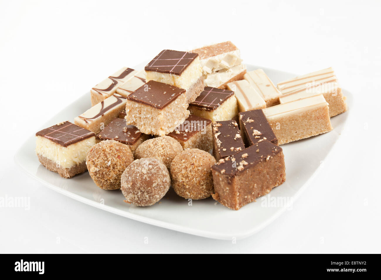 Small cake hi-res stock photography and images - Alamy