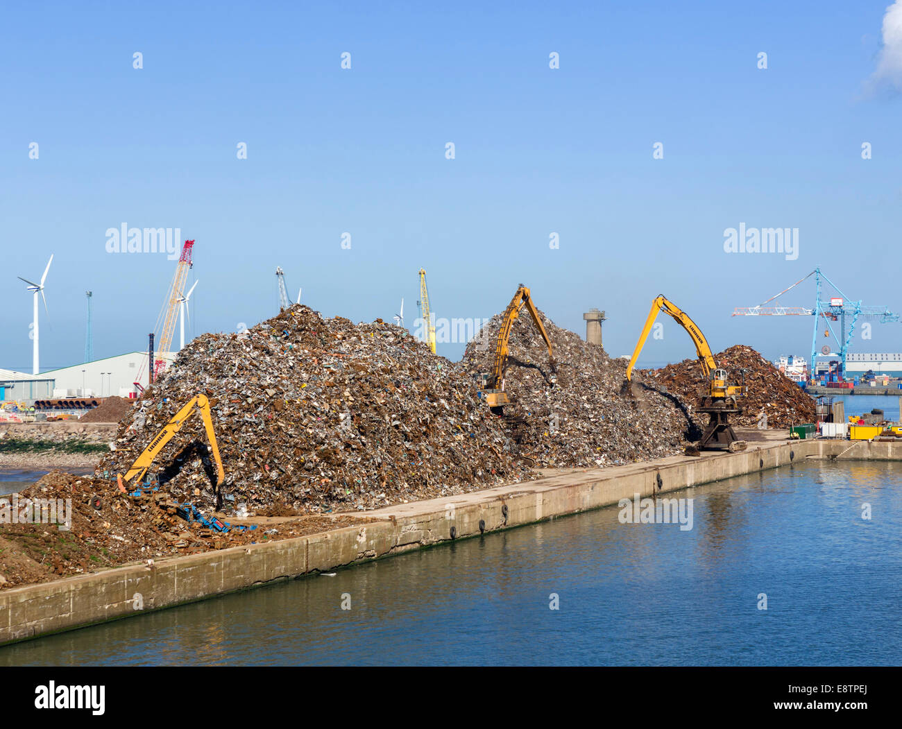 Port of liverpool quayside hi-res stock photography and images - Alamy
